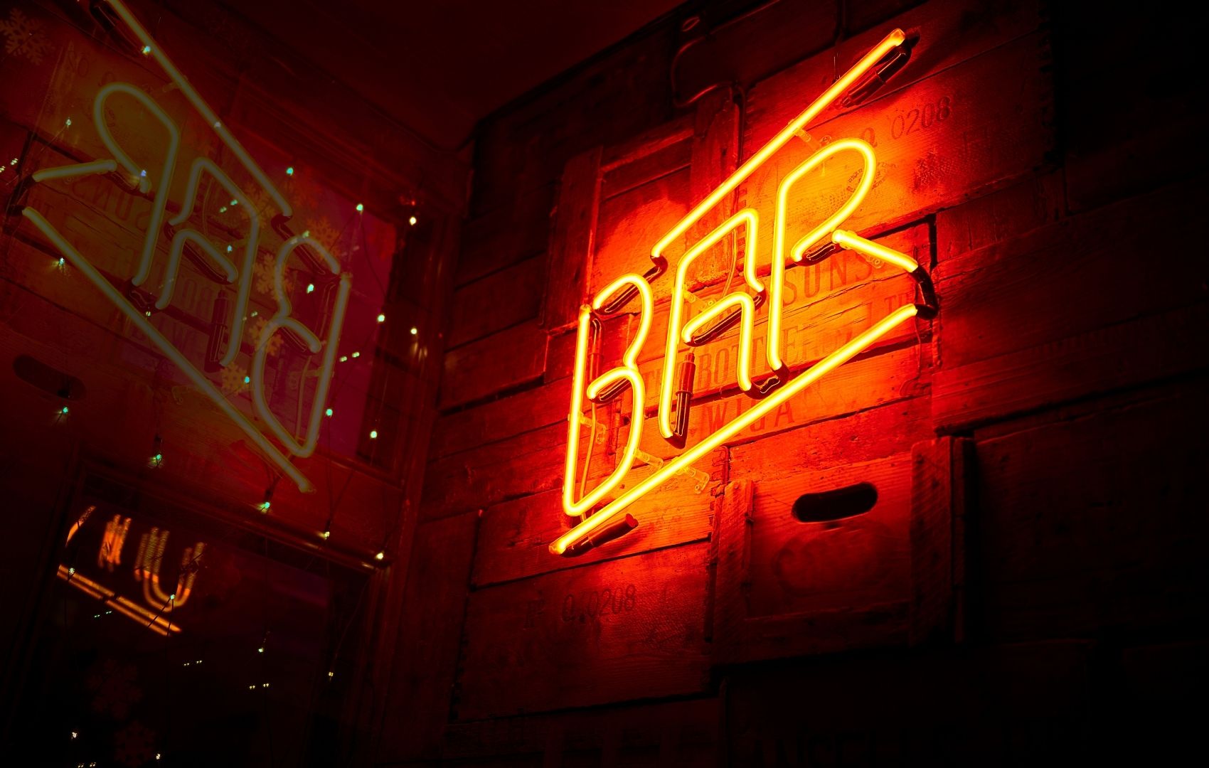 Valencia Bars: Your Ultimate Night Out Guide 🌟